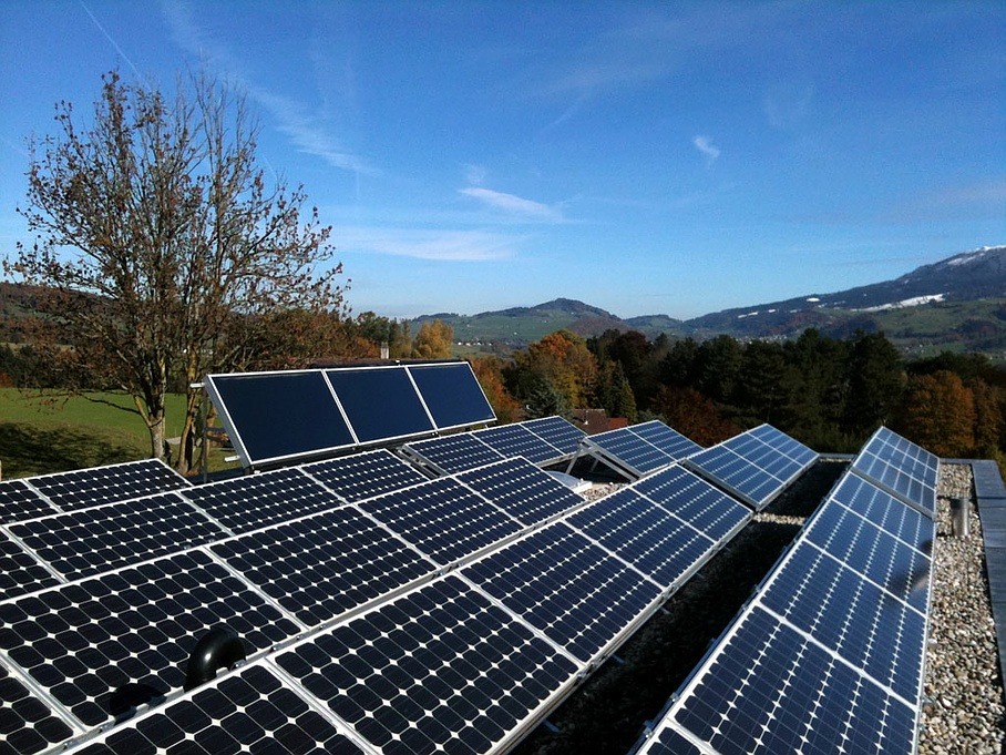 Panneaux solaires photovoltaiques